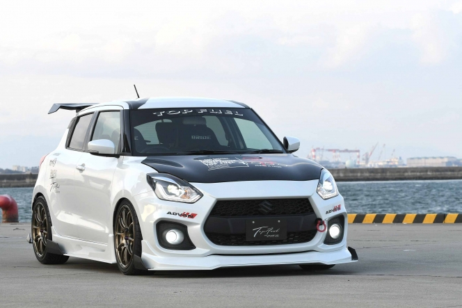 ZC33S スイフトスポーツをプロがカスタム・チューニング トップフューエルの本気を垣間見る