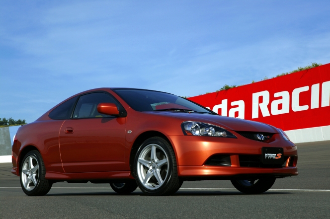 4代目インテグラ(DC5)、TYPE RとTYPE S (Si)の違いって？