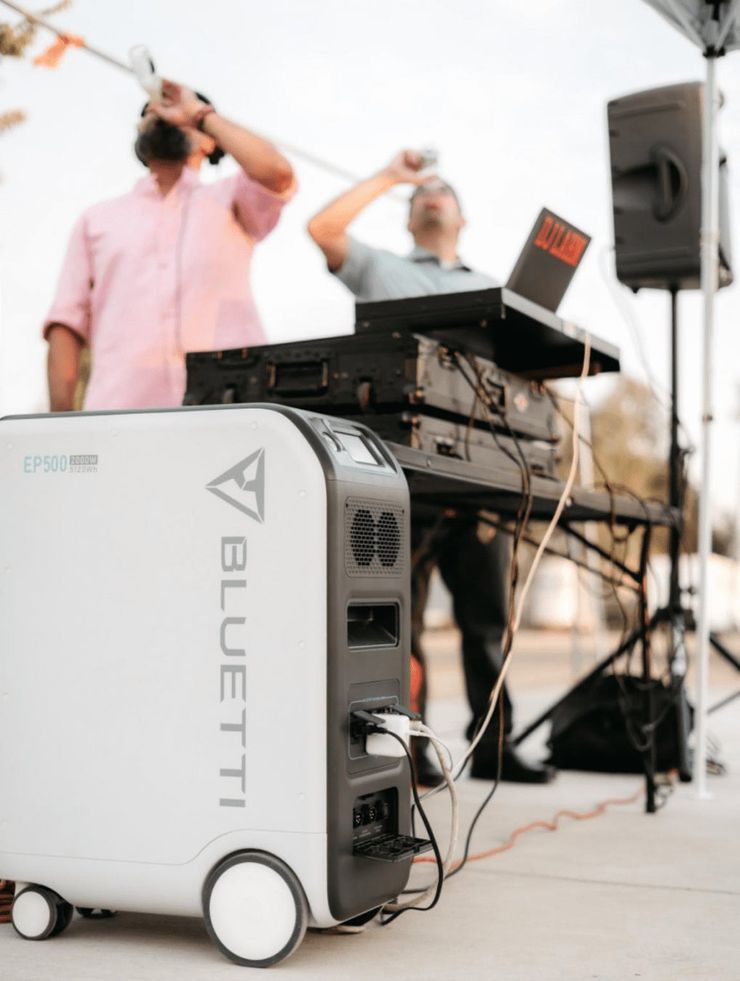 BLUETTI の春キャンプ応援フェア 人気製品が最大33％オフ！ by 車選びドットコム