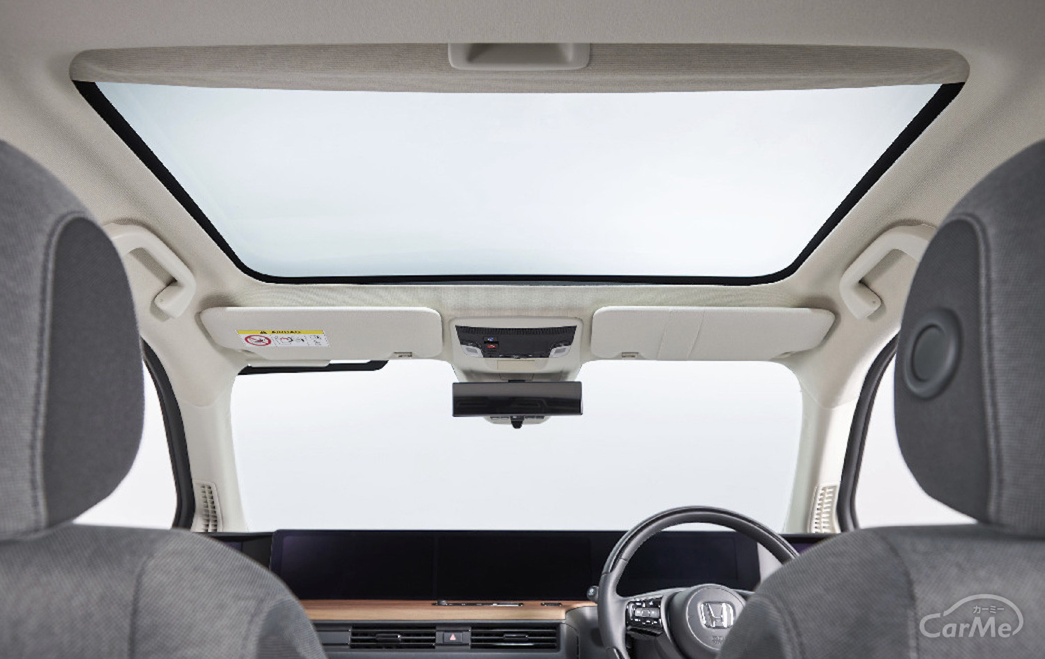 まさに技術の結晶とも言える先進的な一台！ホンダ 新型Honda e(ZAA-ZC7)の長所(メリット)は4つあった！ by 車選びドットコム